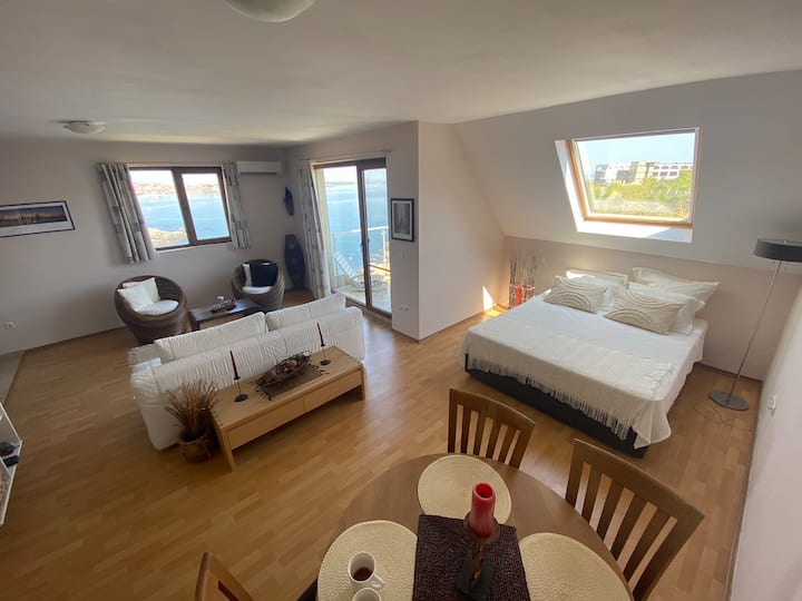 The Best View. - Dyuni