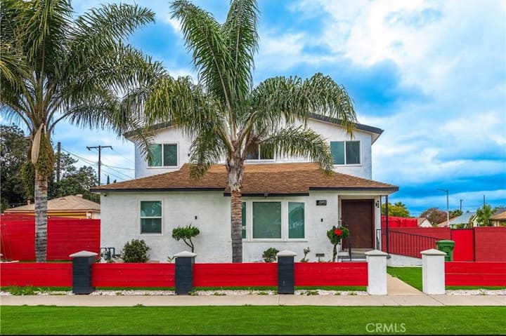 Private Rooms In Refreshed Home 2 - Compton, CA