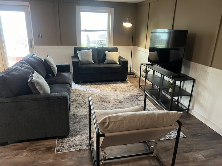 3b+loft/2ba. Level Lot.hot Tub.near Trails.pontoon - Moose Lake State Park, Moose Lake