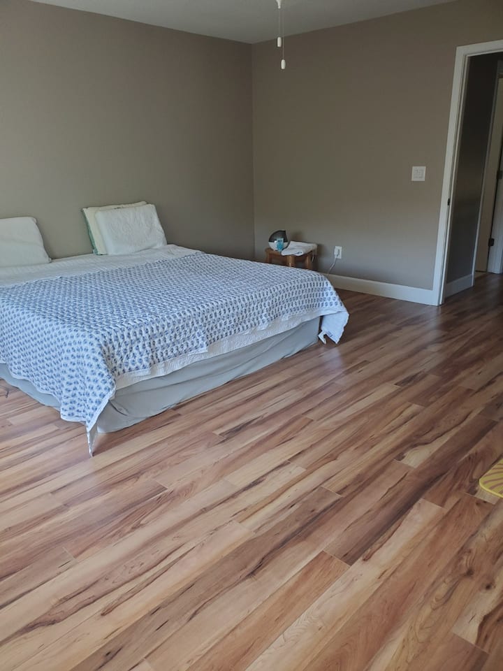Cozy And Comfortable Room - Fairfield, CA