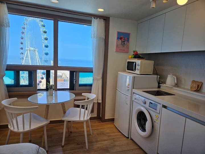 바다2/고속터미널2분/속초해변1분/관람차1분/넥플릭스/바다항기5분/외옹치항,대포항 - Sokcho-si