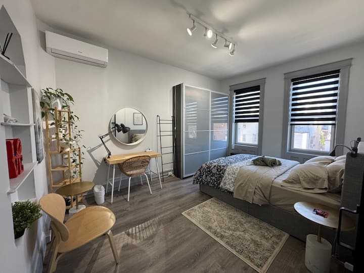 Tranquil 1 Bedroom Suite | Private & Quiet - New York