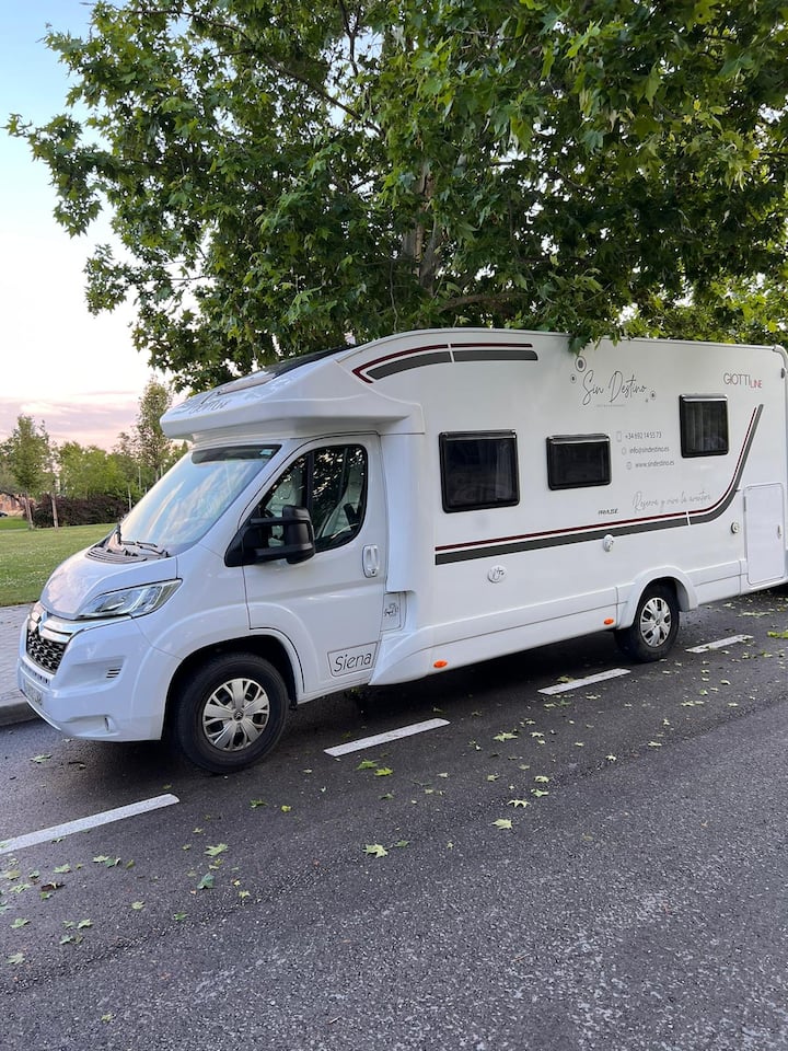 Alquiler Autocaravana Con Chofer - Arganda del Rey