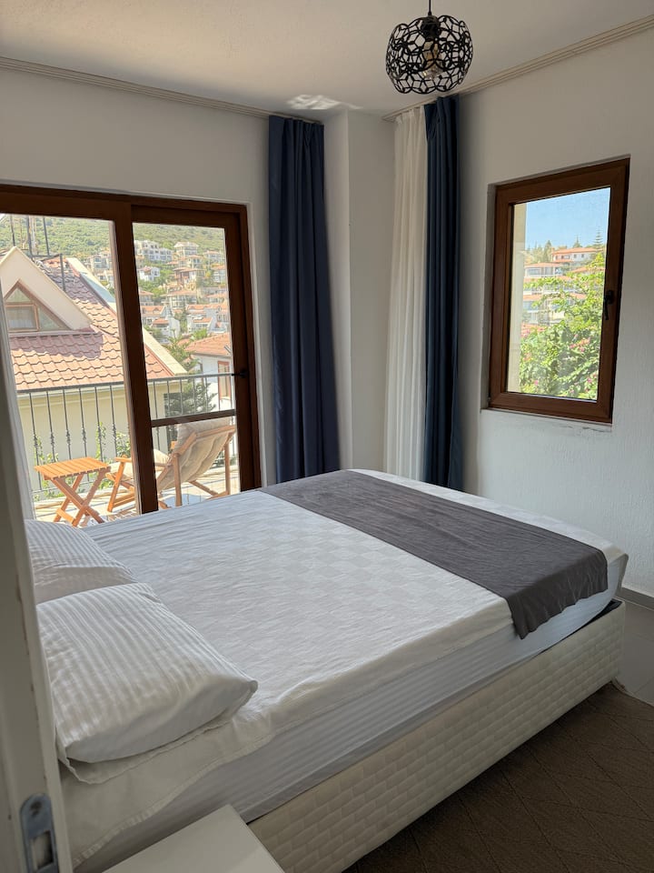 Datça Merkezde Zemin Kat  Daire Full Klimalı - Datça