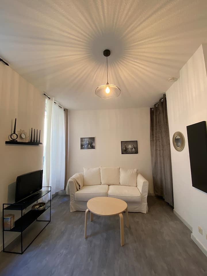 Cozy Studio In The Center Of Menton - Menton