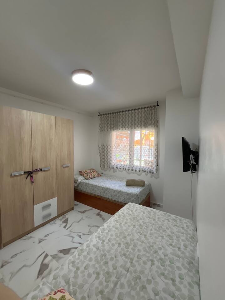 Alquiler De Habitación - Dénia