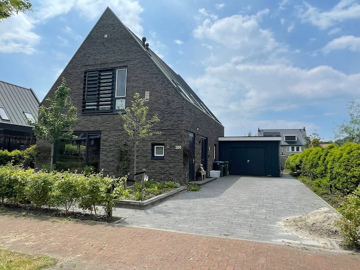 Luxe Gezinswoning Aan Het Water (Midden-groningen) - Groningen