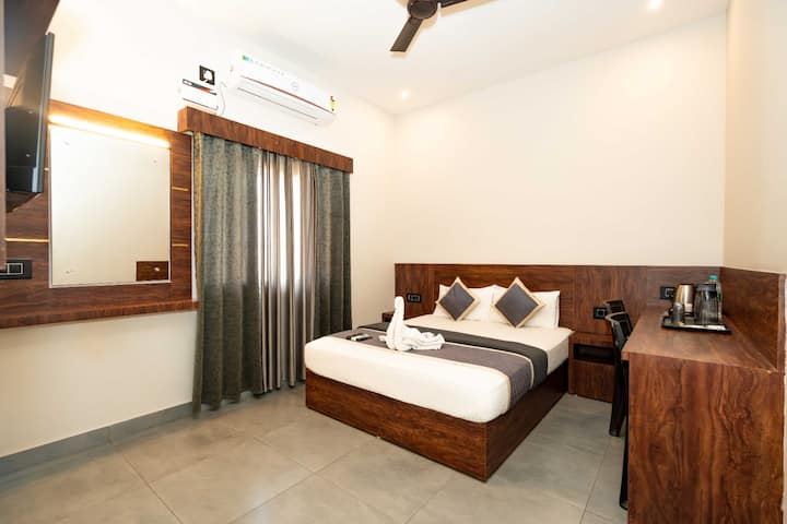 Hotel Eliterameswaramtwo Deluxe Double Bed A/c - Rameswaram