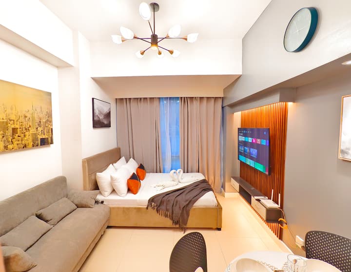 38 Park Avenue It Park Newly Furnished/ Gym + Pool - Cebu