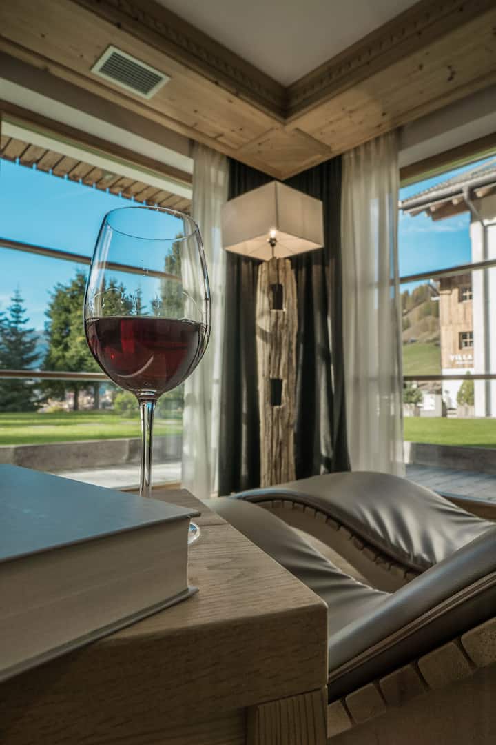 Villa Flora Mountain Lodges - Sankt Kassian