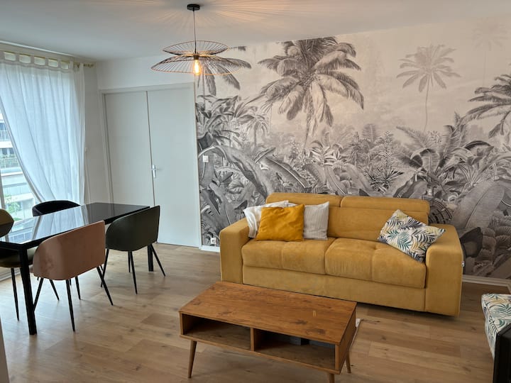 Havre De Paix, Parking Gratuit - Sathonay-Camp