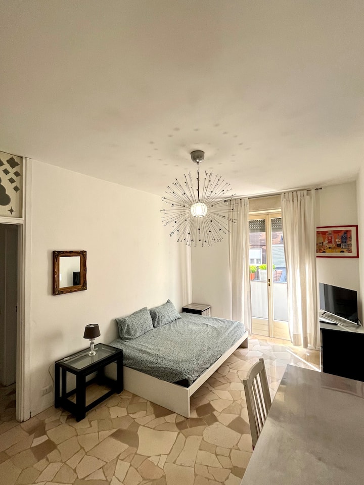Cozy Navigli Apartment - Milano