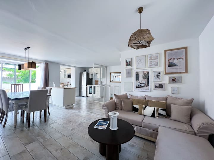 T3 Plein Sud – À Deux Pas Du Port Et Des Calanques - La Ciotat