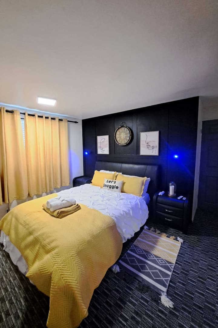 Professionals And Contractors - Luton
