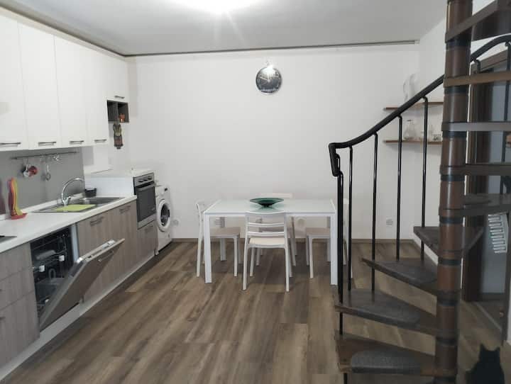 Casa A 2 Piani In Centro - Palmi