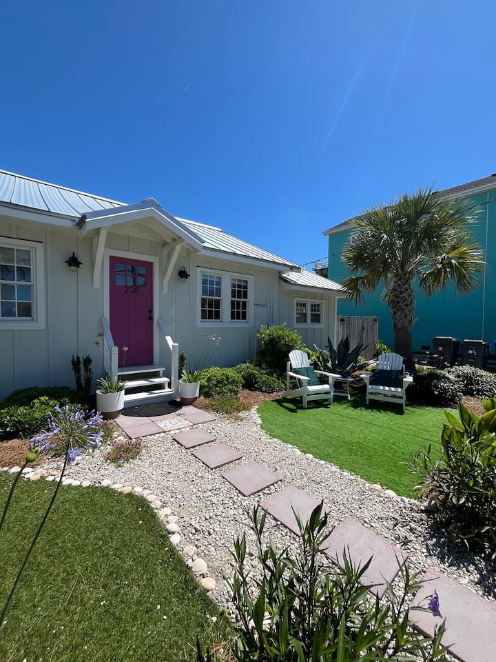 Beach Cottage In Carolina Beach - Carolina Beach, NC