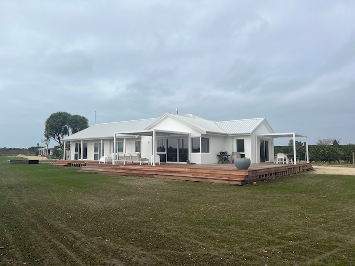 Burnlie Orchards Homestead - ネーピア