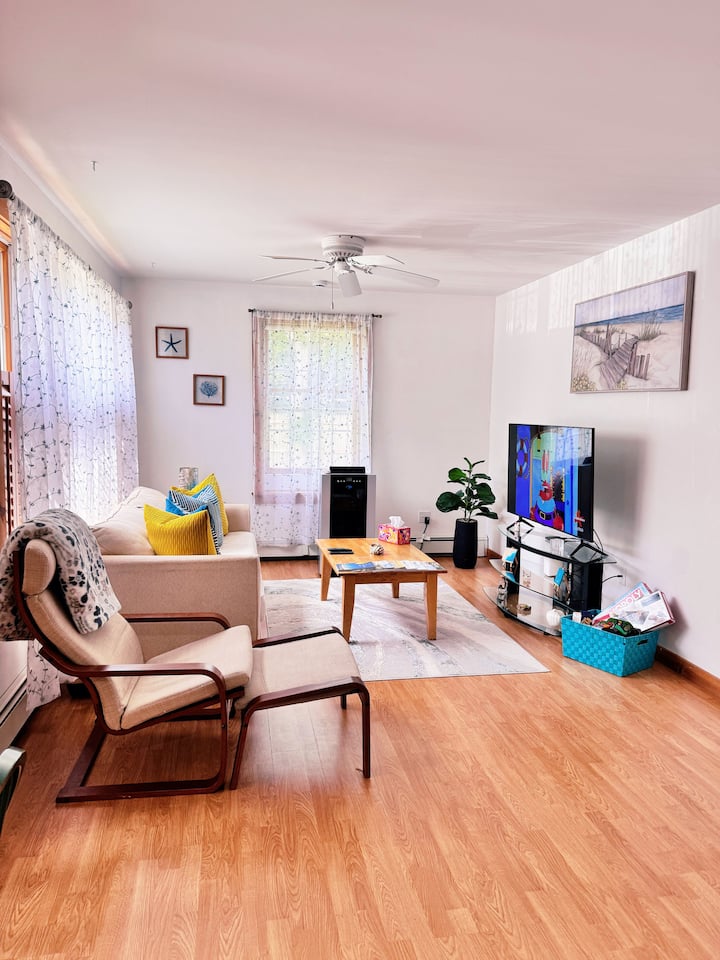 Guest House In Edgartown - Oak Bluffs, MA