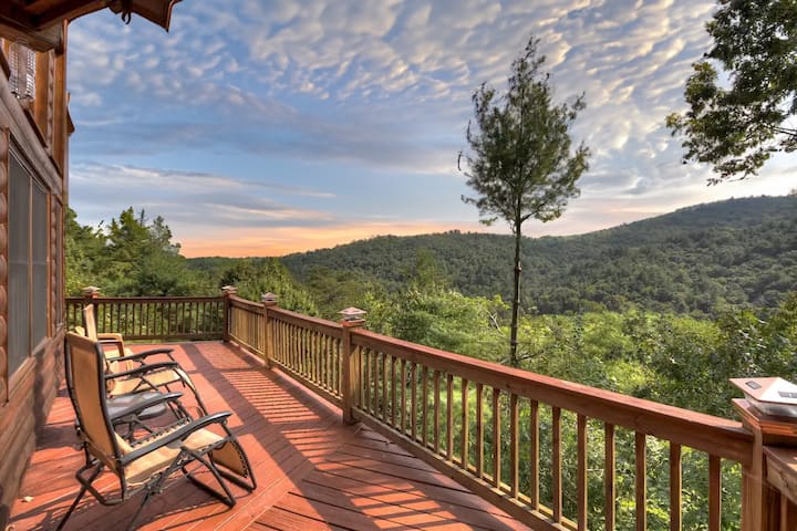 Bella Vista- Outdoor Livingroom - Hot Tub - Georgia, GA