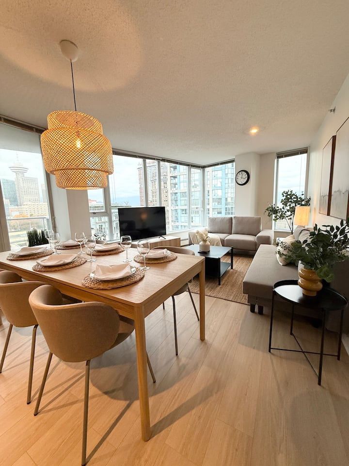 The Altitude - Mtn & City Views (Updated Oct 25') - Vancouver