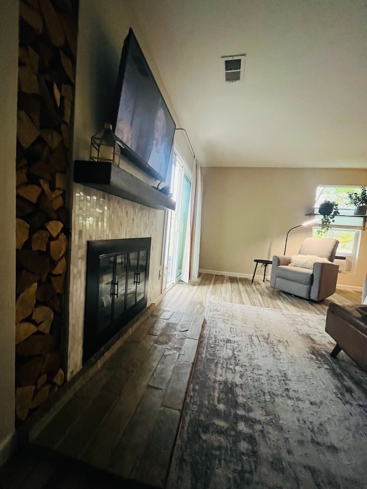 Comfy Condo Lakewood/sw Denver - Lakewood, CO