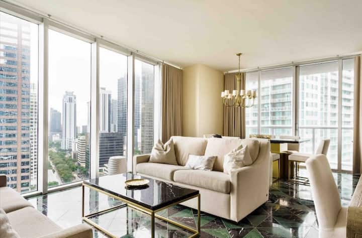 Luxurious Stunning Views Condo - Miami