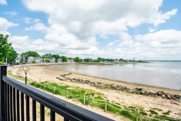 Luxury Sand Castle Beach House Historic Salem - Marblehead, MA