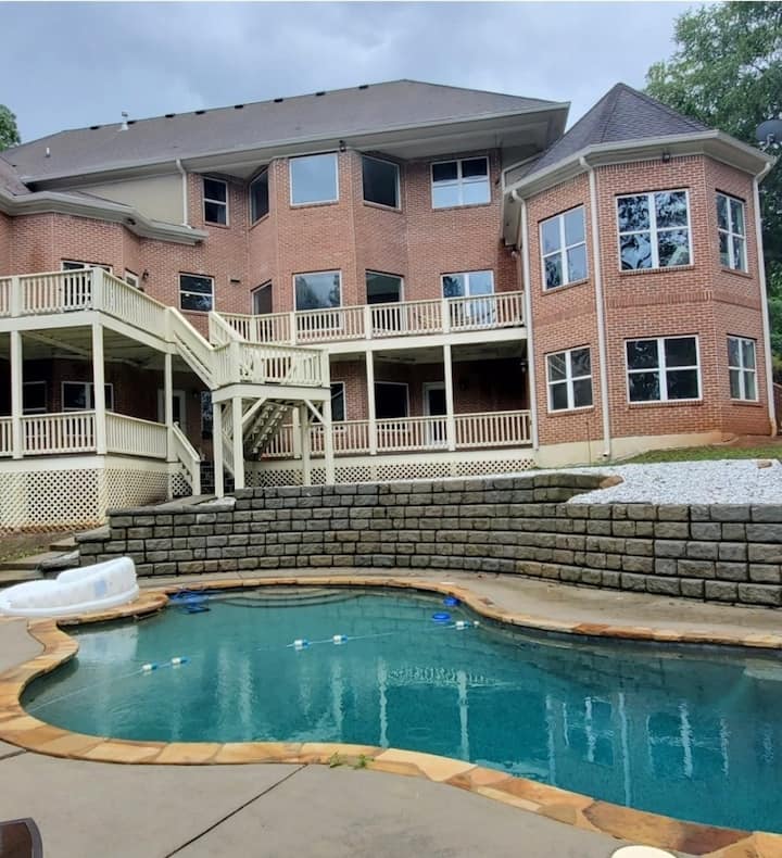 Ultimate Oasis In Lithonia! - Conyers, GA