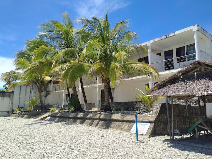 Weekend Getaway Special For 2, Beachside - Surigao City