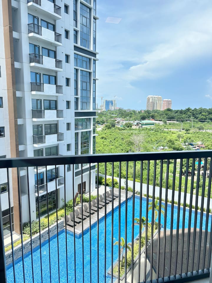 Cozy Condo Unit W/ 2 Beds-pool View - Cebu