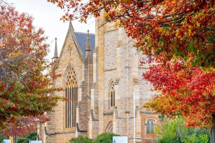 ‘Toriana’ Boutique Accommodation On Church Street - Goulburn
