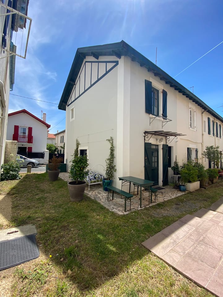 Biarritz, Maison Côte Des Basques 3* - Biarritz