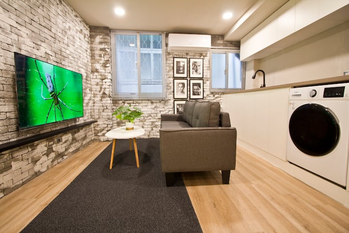 船4c禁菸 3人 獨立套房+廚房 到東岸旅客碼頭坐船走路12分鐘 - Keelung City