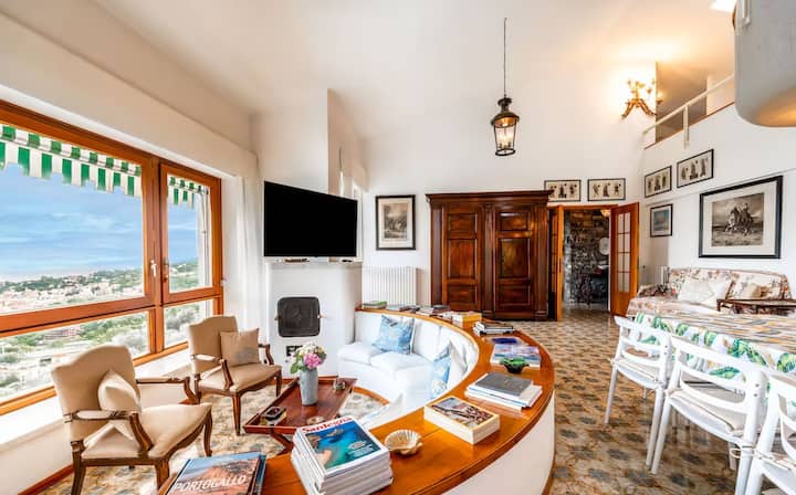 Vista Nel Blù [Pool-5brs-ac-park] - Rapallo