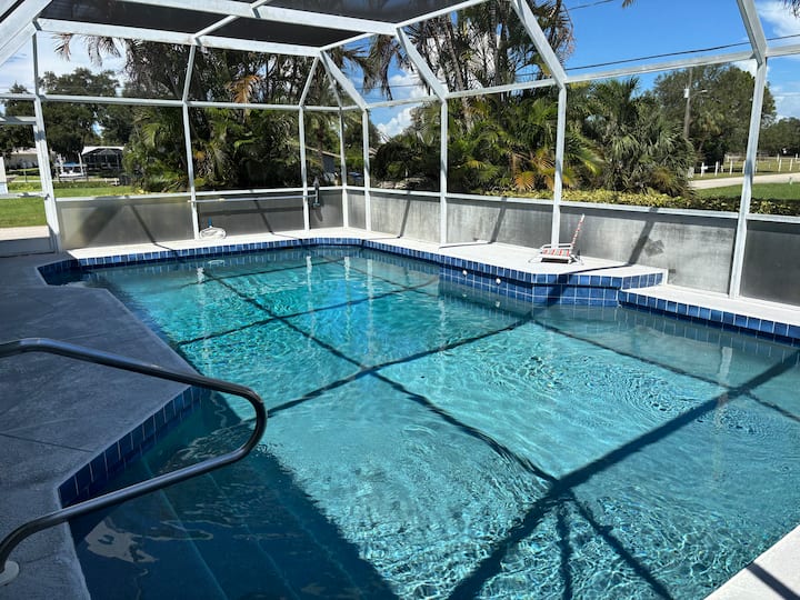 New Updated Pool In Englewood - Manasota Key Beach - Englewood