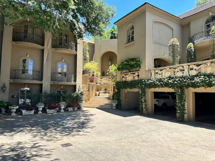 The Shyre Mansion - Johannesburg