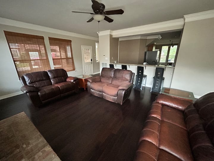 Relax And Refresh In Georgetown - Georgetown, TX