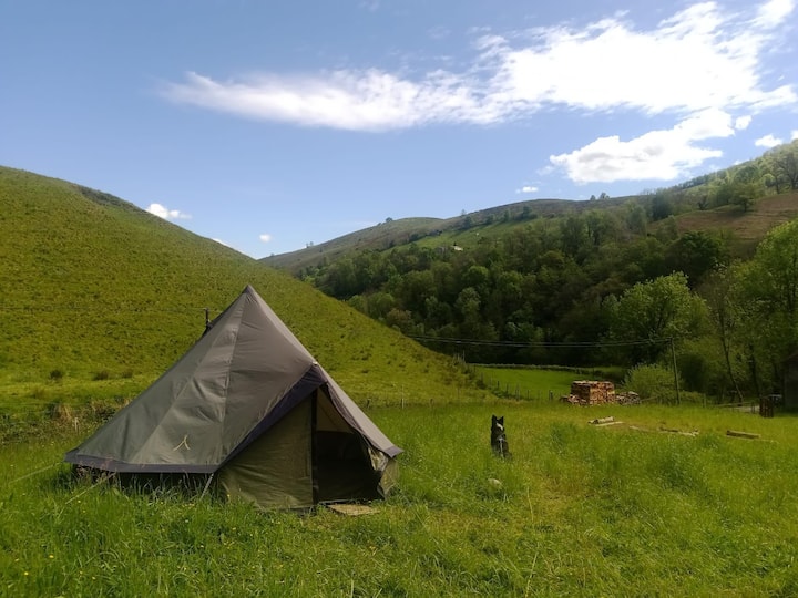 Nuit Douillette Sous Tipi Tente - Vallée d'Aspe