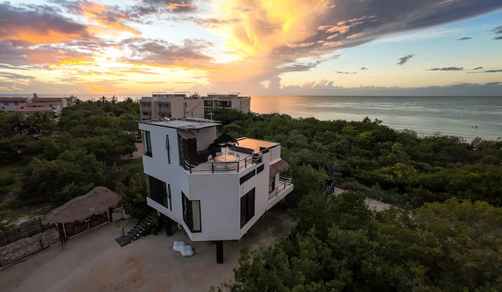 Exclusive Villa Just Steps From The Sea In Holbox - Holbox