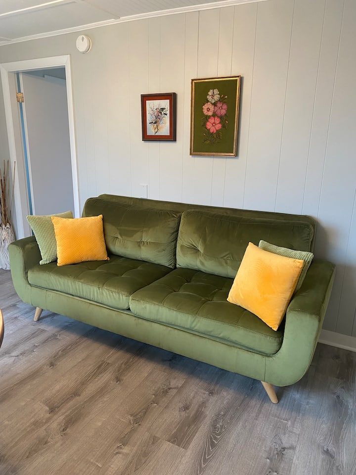 Quirky Bayside Guest Suite In Midcoast Maine - Maine