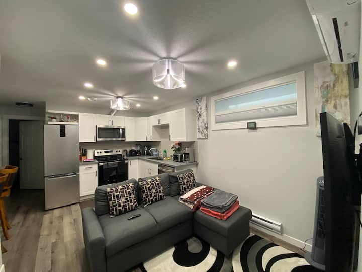 Greensville 2bed 1bath Suite - Home Away From Home - Regina