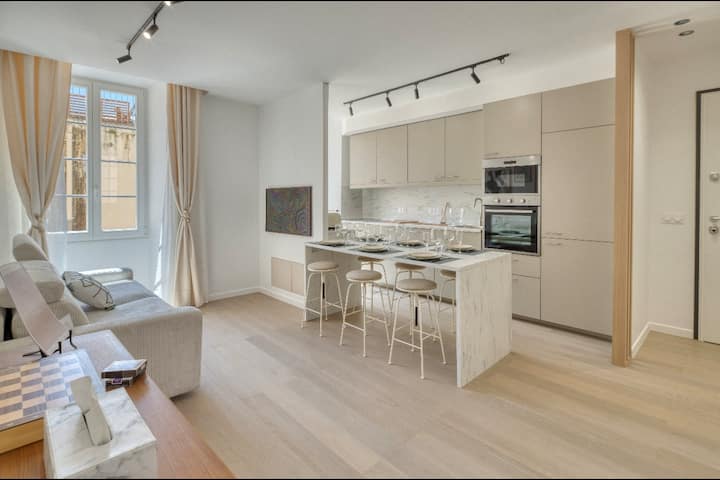 Somptueux Appartement En Centre-ville - Menton