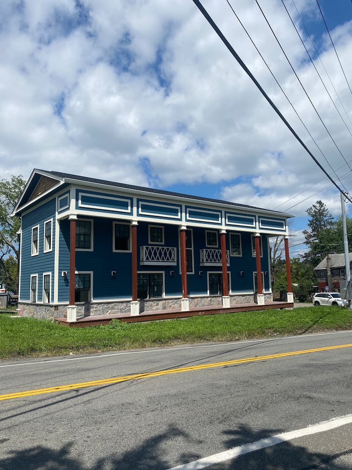New Farmhouse Apartment - Goshen, NY
