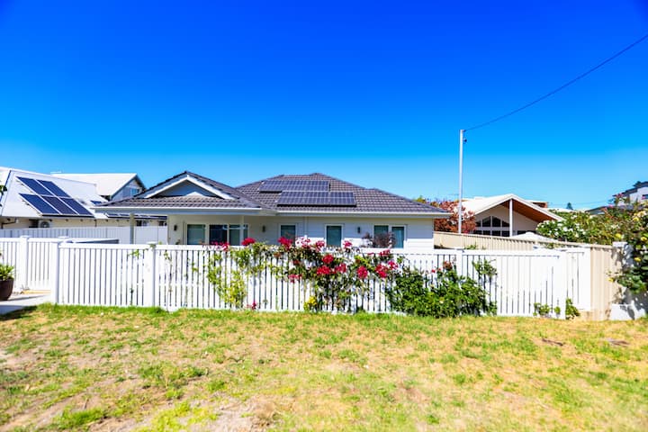 House In Quinns Rocks - Joondalup