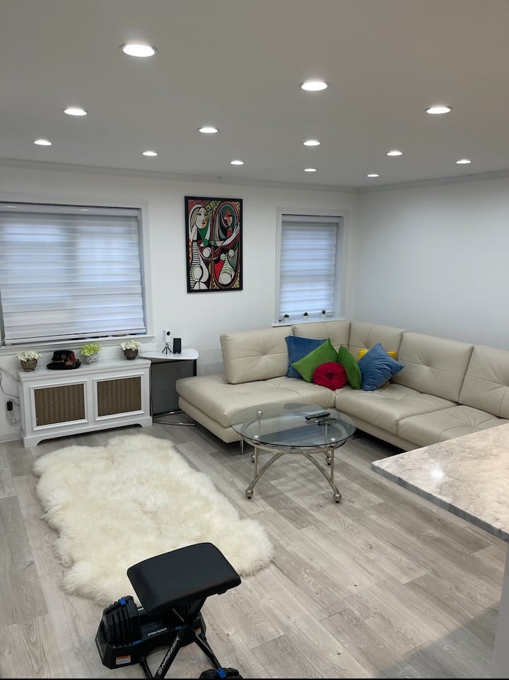 Renovated-jacuzzi Tub Home Nyc/lga/jfk Washer/drye - Long Island, NY