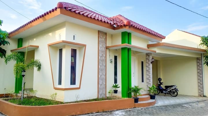 Karyakita Homestay Magelang - Magelang