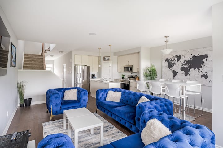 Luxury Modern Home - Airport - Ottawa