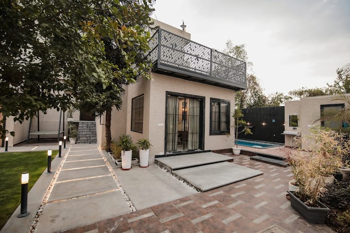 *Saibaouthouse*4br•pool•theatre•partyhall•garden• - Jaipur