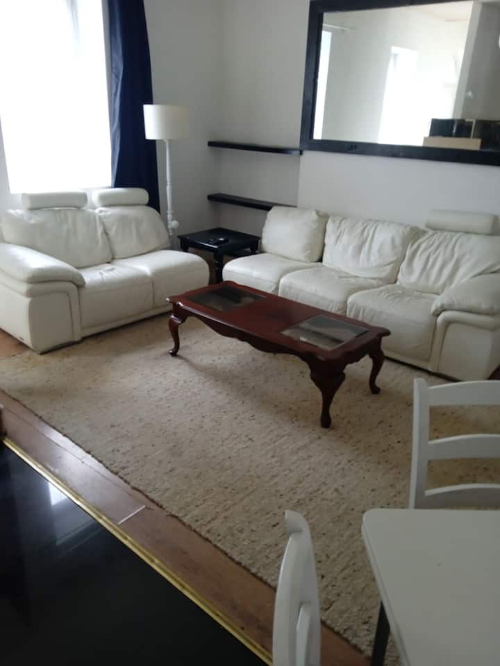 Two Bedroom Flat Pembroke Dock - Pembrokeshire
