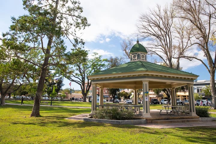 Two Bedroom Steps To Downtown - Templeton, CA